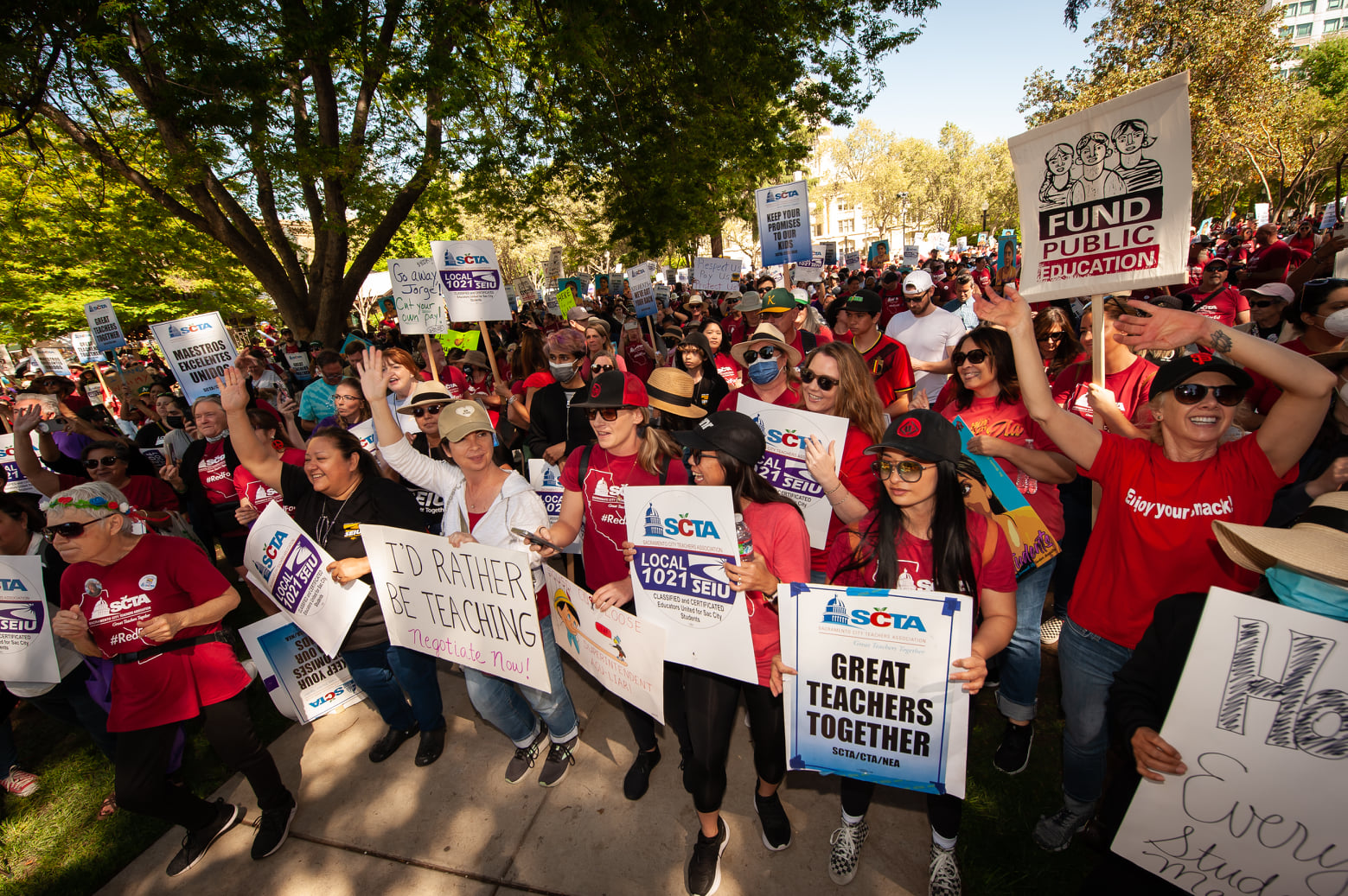 A TALE OF TWO DISTRICTS - UTLA
